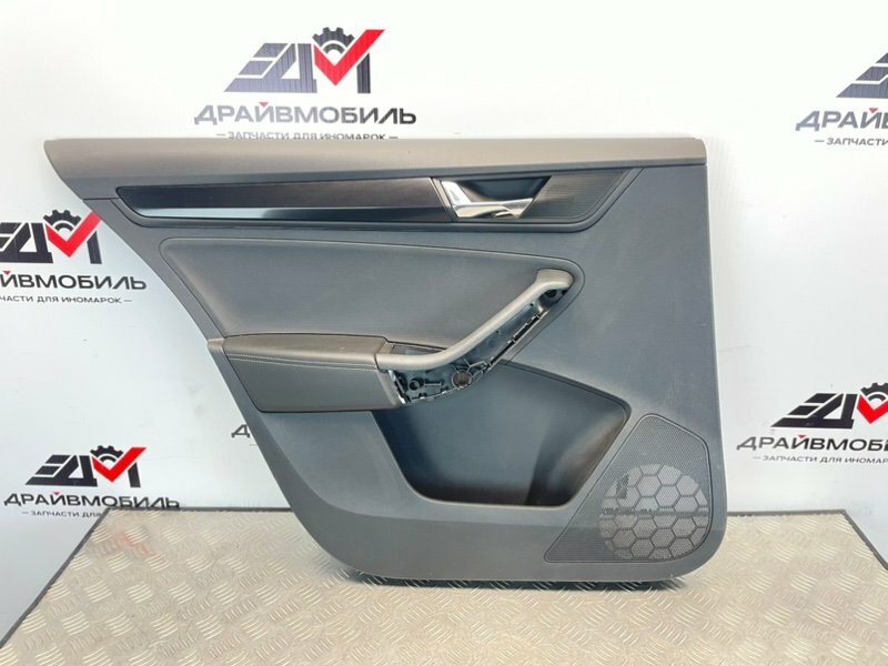 Б/У обшивка двери Skoda Rapid 2013 NH3 Задн. Лев. nна верхней части, присутствует не большой дефект 61564 VAG арт. 60U867023