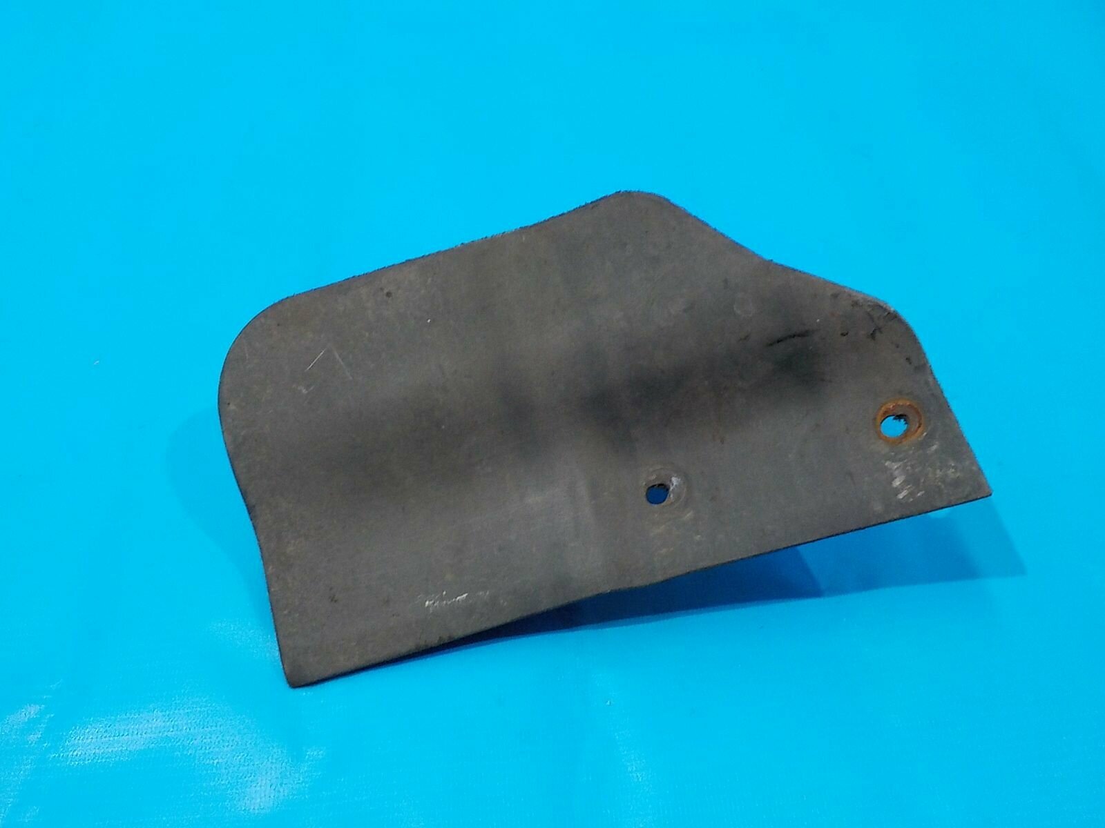 Брызговик задний левый VOLKSWAGEN Jetta 6 2011-2018 5C6854855 - Б/У