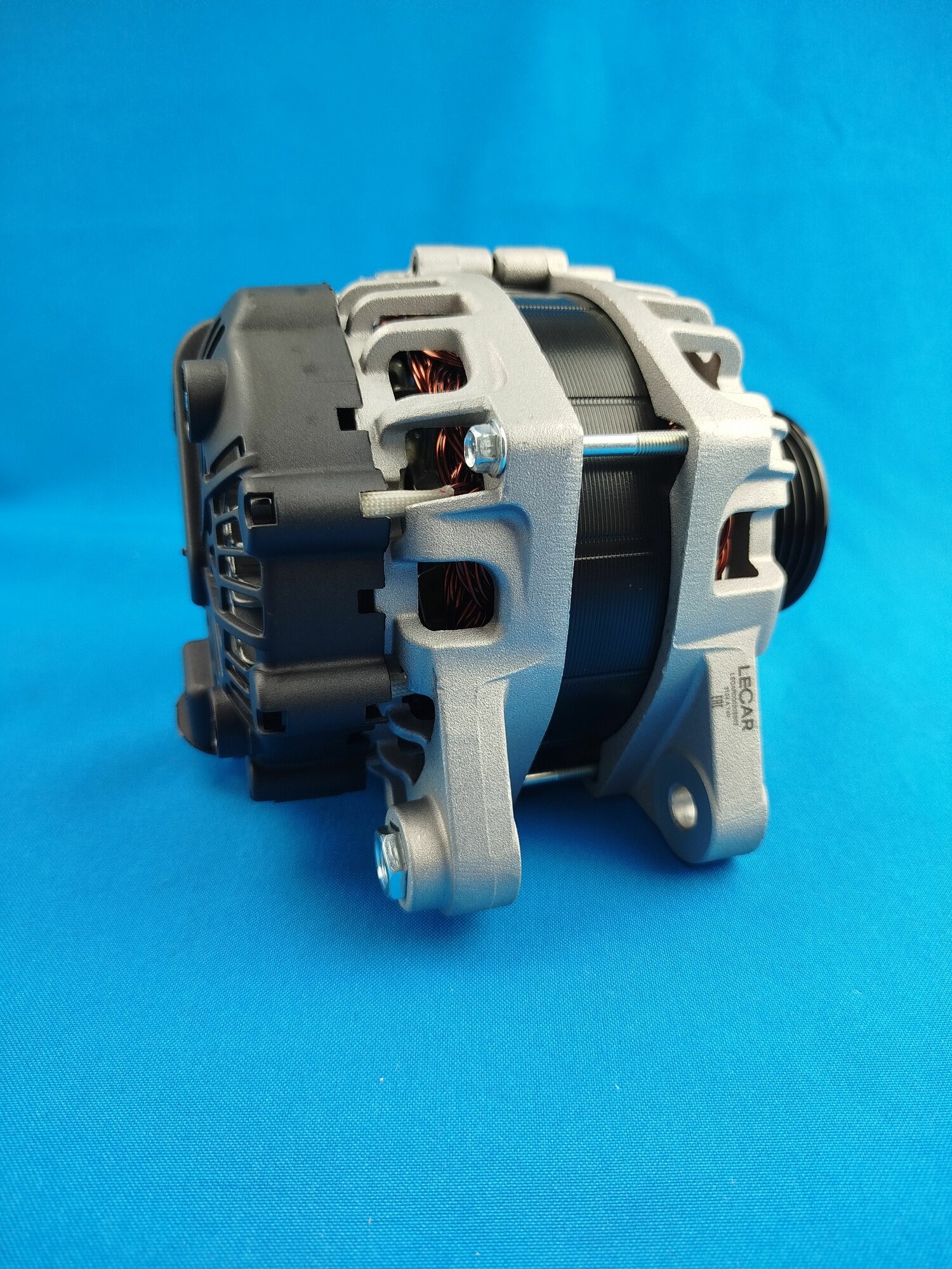 Генератор "LECAR" для автомобилей Hyundai Solaris II 17-> 1.4, Kia Rio IV 17-> 1.4 (90A)