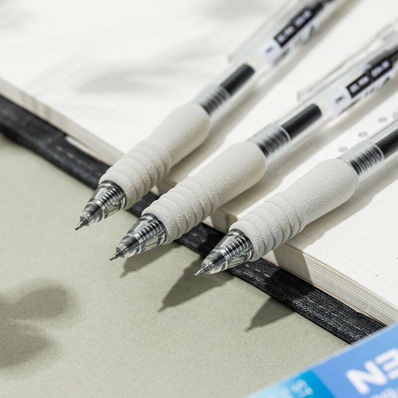 Ручка гелев. автоматическая Deli EG104-BK прозрачный/серый d=0.5мм черн. черн. карт. уп. резин. манже