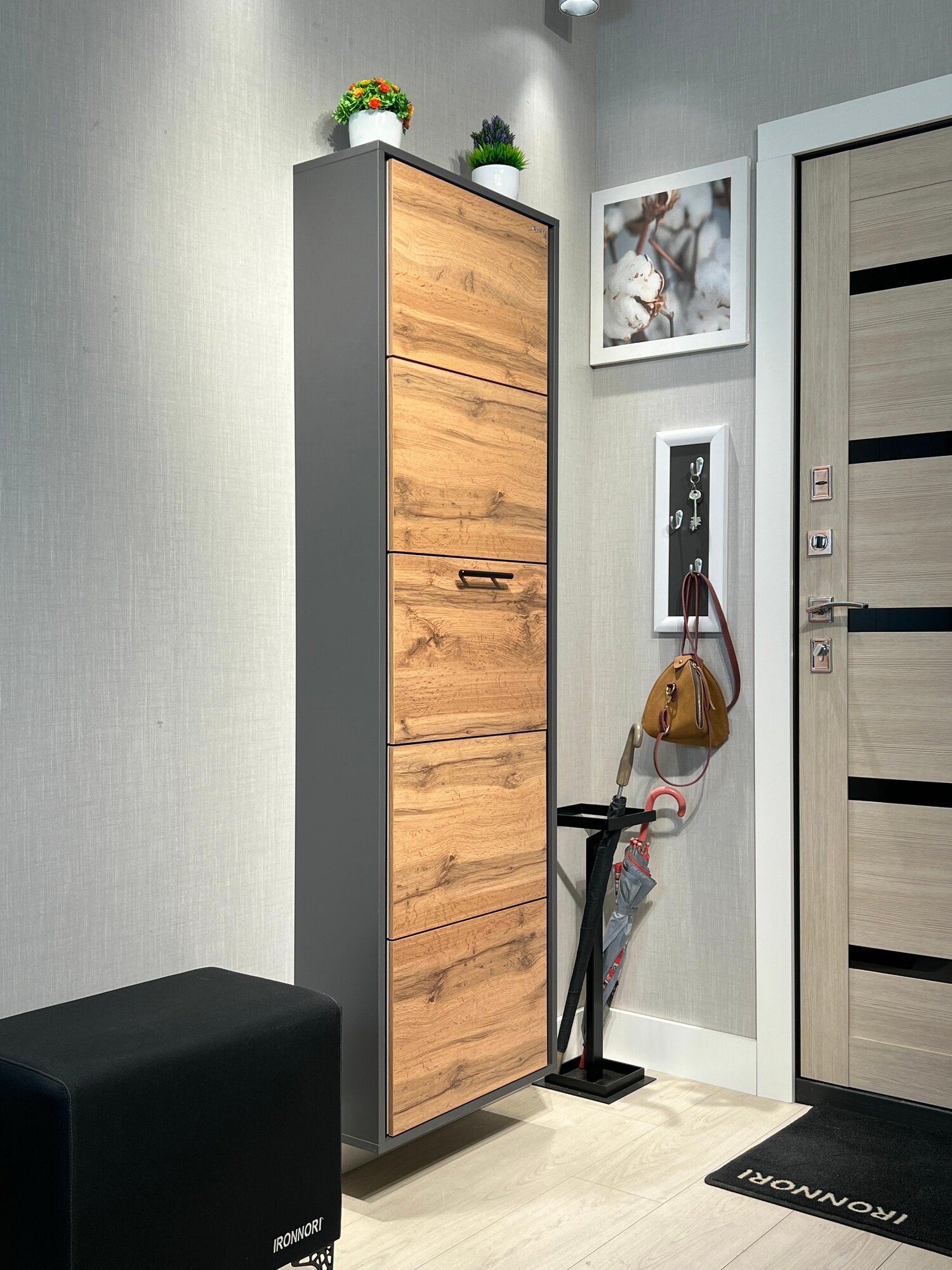 Обувница в прихожую IRONNORI Лайт 5 секции, Графит/Дуб Вотан, профиль чёрный, 171х54.5х20 см