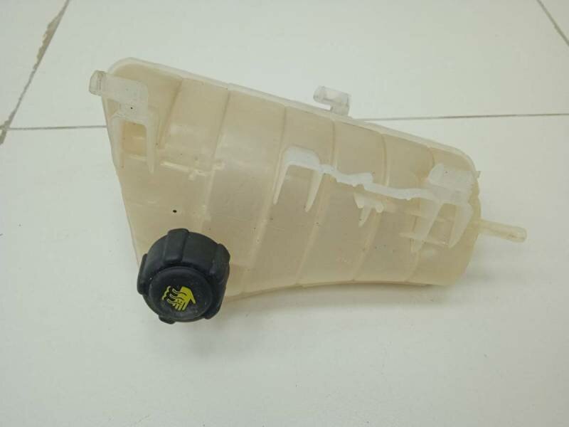 Бачок расширительный Renault Kangoo 2013-2021