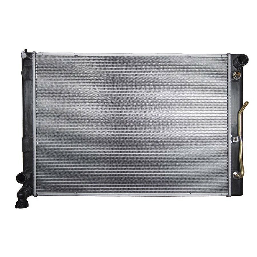 SAT ST-10-0014 Радиатор Toyota Alphard (H10) 05-08
