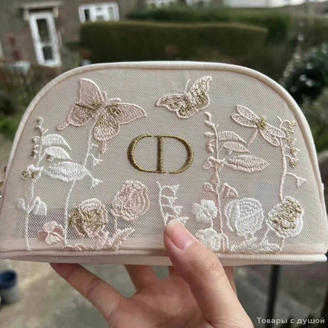 Эксклюзивный кейс для аксессуаров