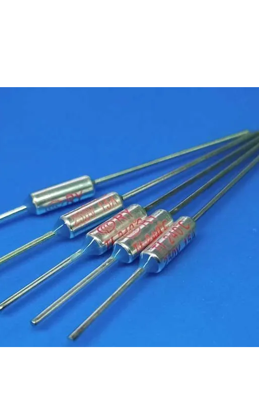 1шт. Термопредохранитель 240C, 250V, 15A