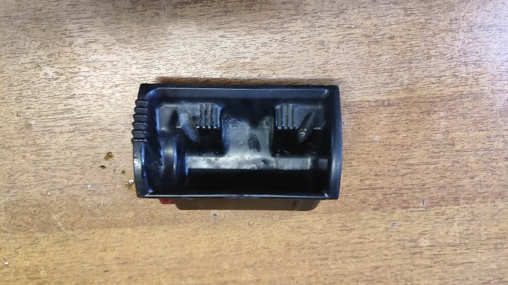 Пепельница Volkswagen Passat B5 3B0857989A