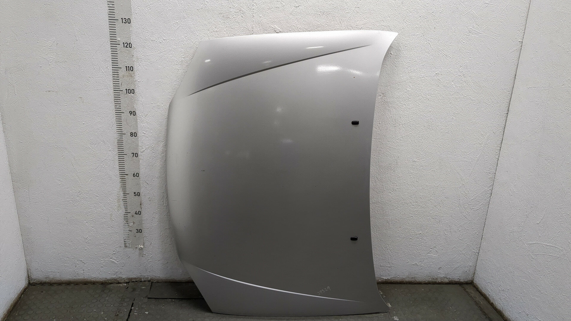 Капот Ford Fiesta Б/У