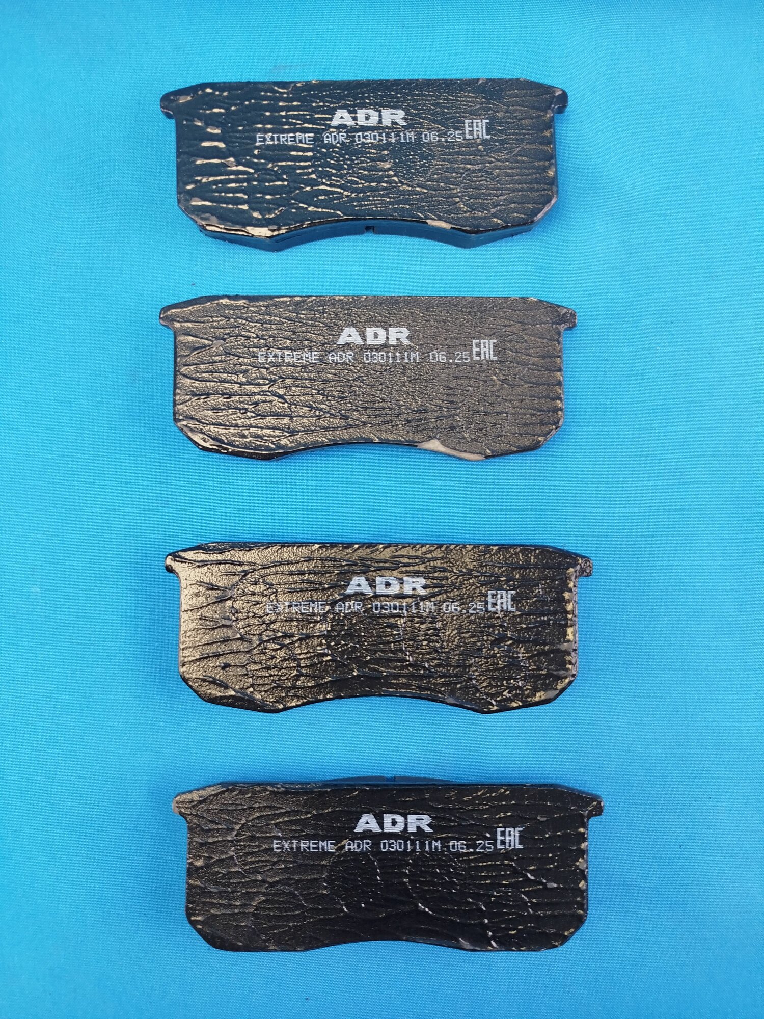 Колодки переднего тормоза "ADR" для а/м УАЗ Хантер, Патриот EXTREME с антивибрационной мастикой