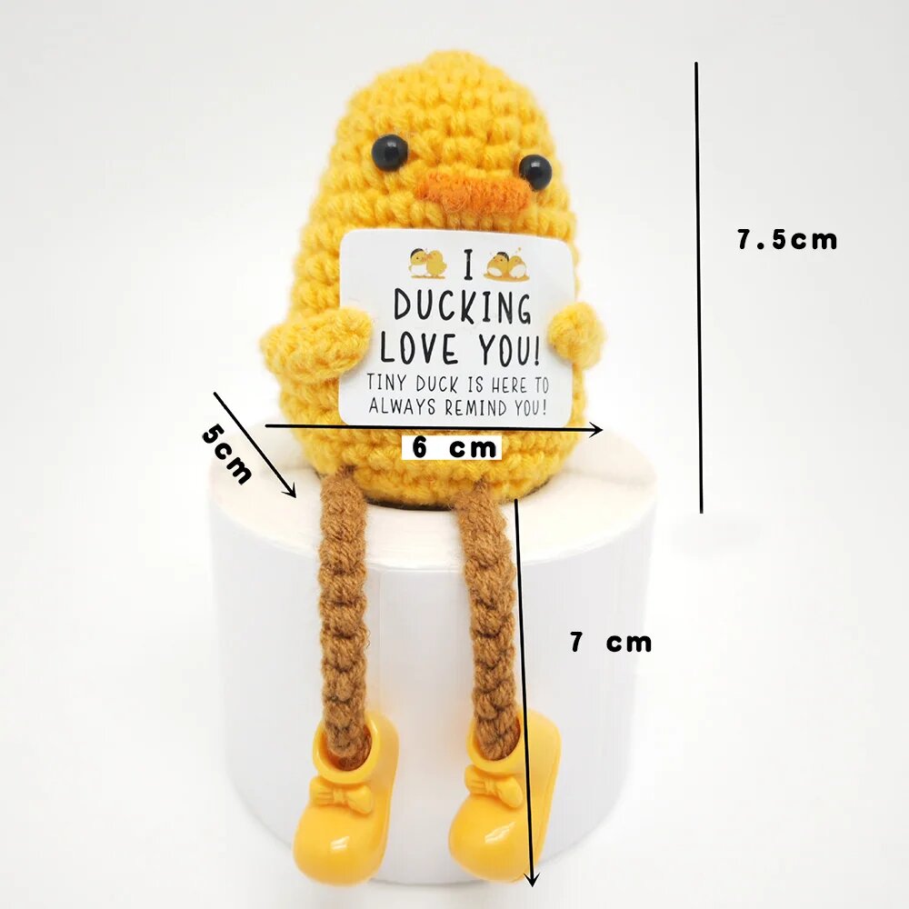 Вязаная утка с подписью "I ducking love you" желтая