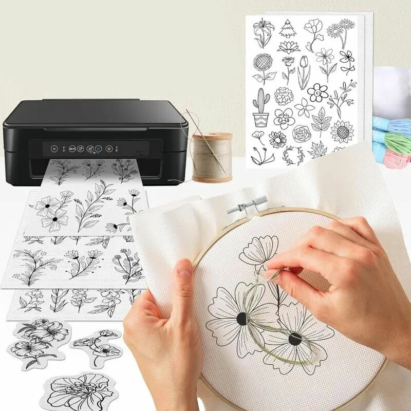 12 листов водорастворимого флизелина А4 на клеевой основе.