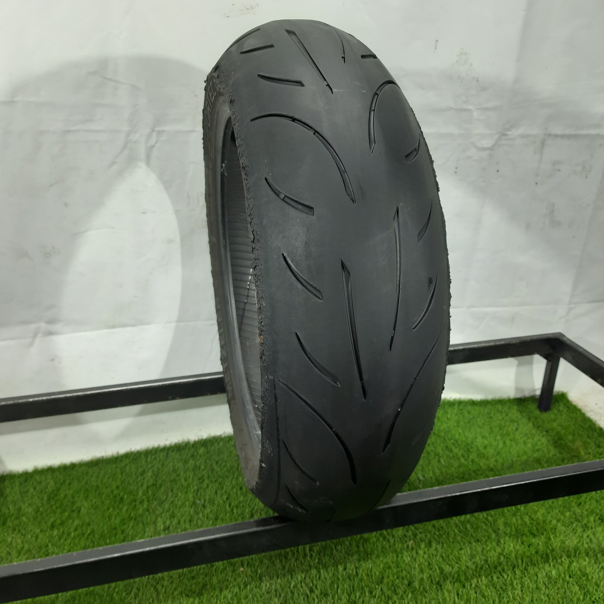 2022 г) Metzeler Sportec M9 RR 190/55 R17 75W