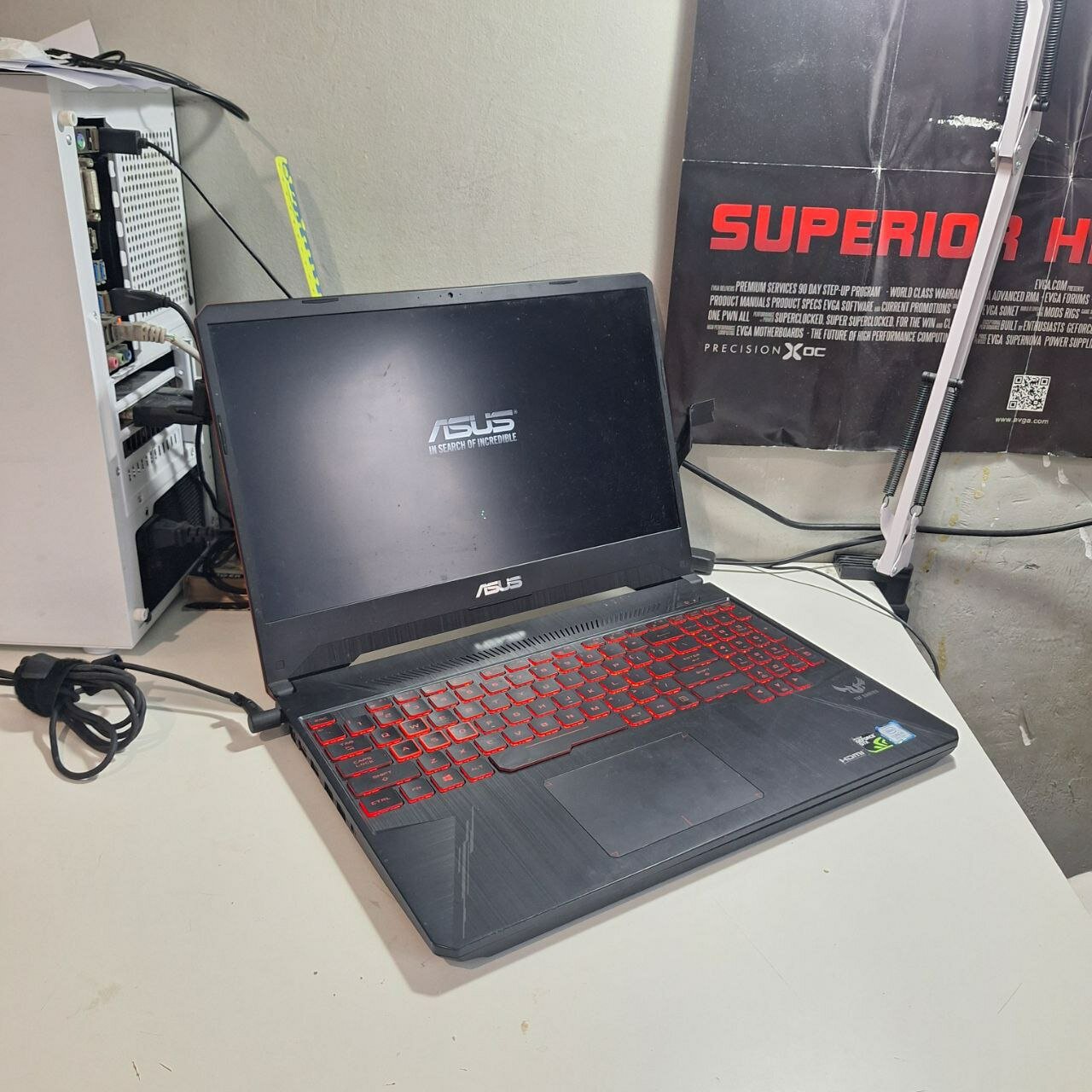 Игровой ноутбук Asus 15.6" Intel core i5-8300, GTX 1050Ti, 8gb ddr4, SSD 256