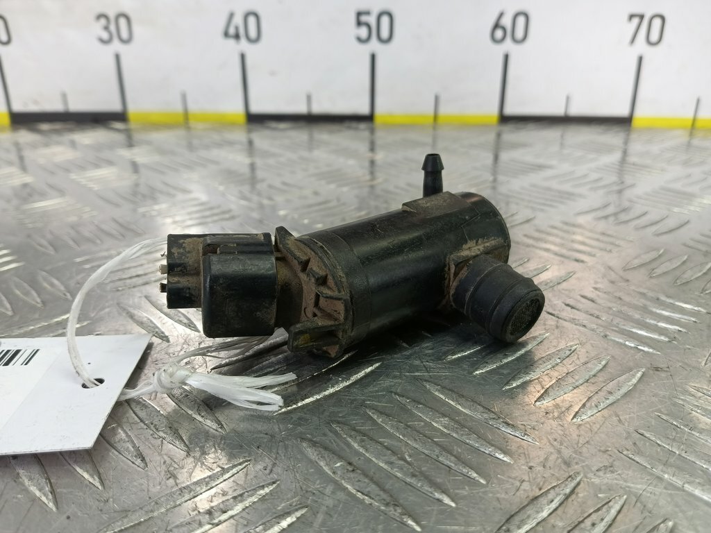 Насос омывателя (Моторчик) Б/У для Hyundai Grand Starex I (2007—2015) 98510-2G000