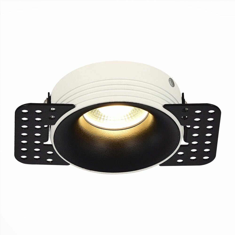 ST218.548.01 ST-Luce Св-к встр. Белый GU10 1*50W IP20 D78xH30 165-265V Без ламп.