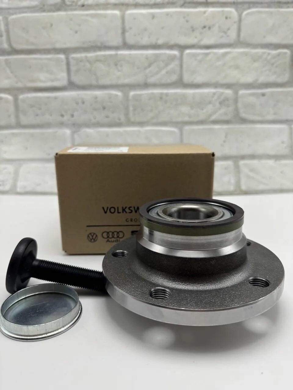 1T0598611A Оригинальный комплект ступицы VAG