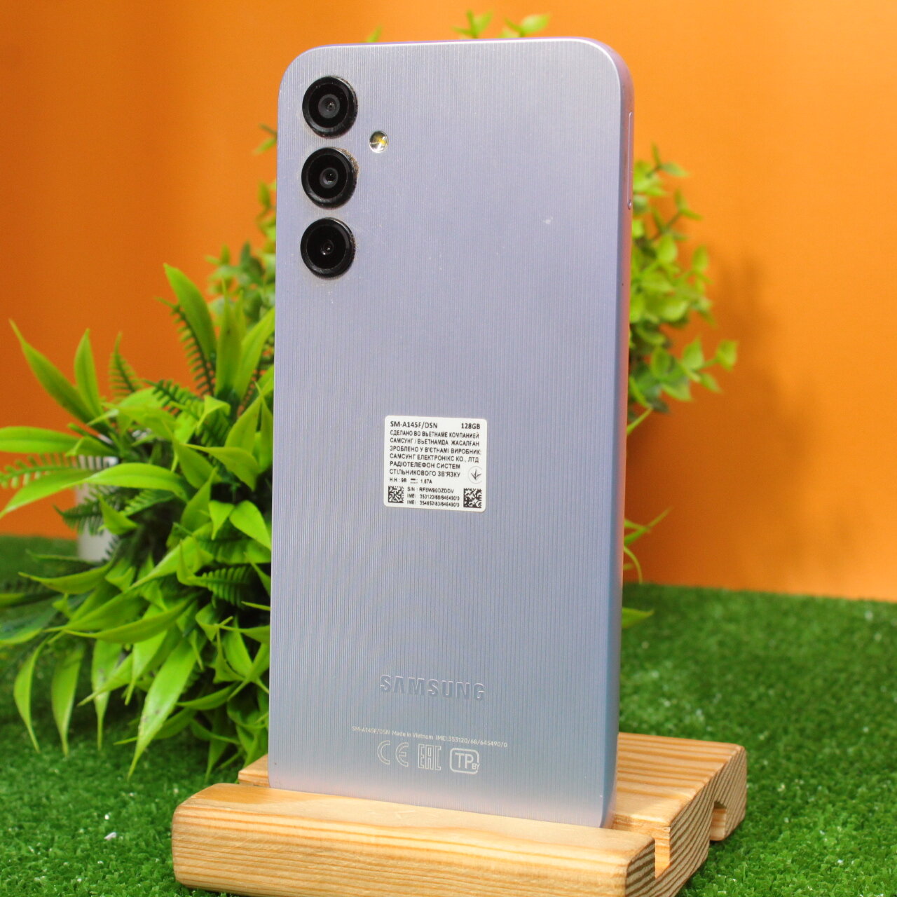 Смартфон Samsung Galaxy A14 4/128 ГБ, Dual nano SIM , серебристый