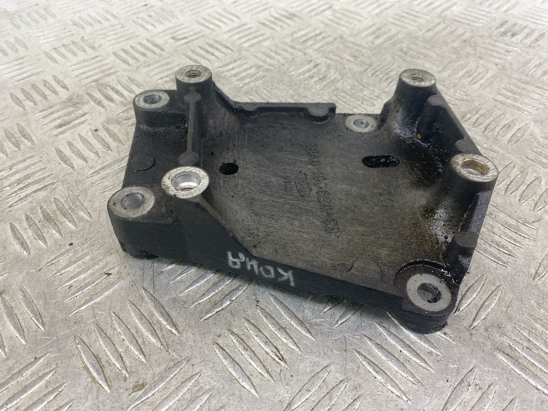 Кронштейн компрессора кондиционера Ford Focus рест. (2001 - 2005) 98AB19D624BB