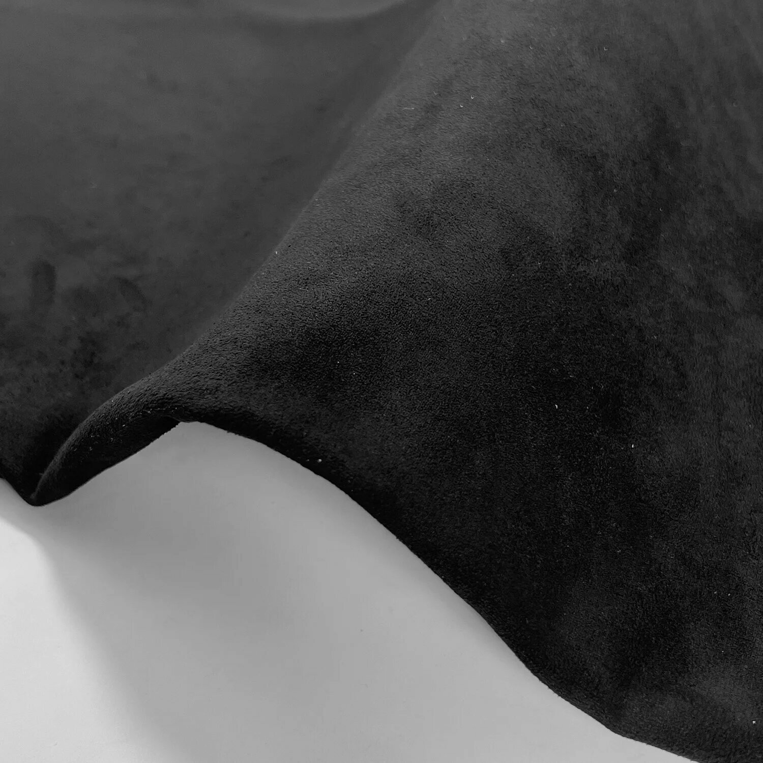 Искусственная замша черная A6 Black 50x145 см