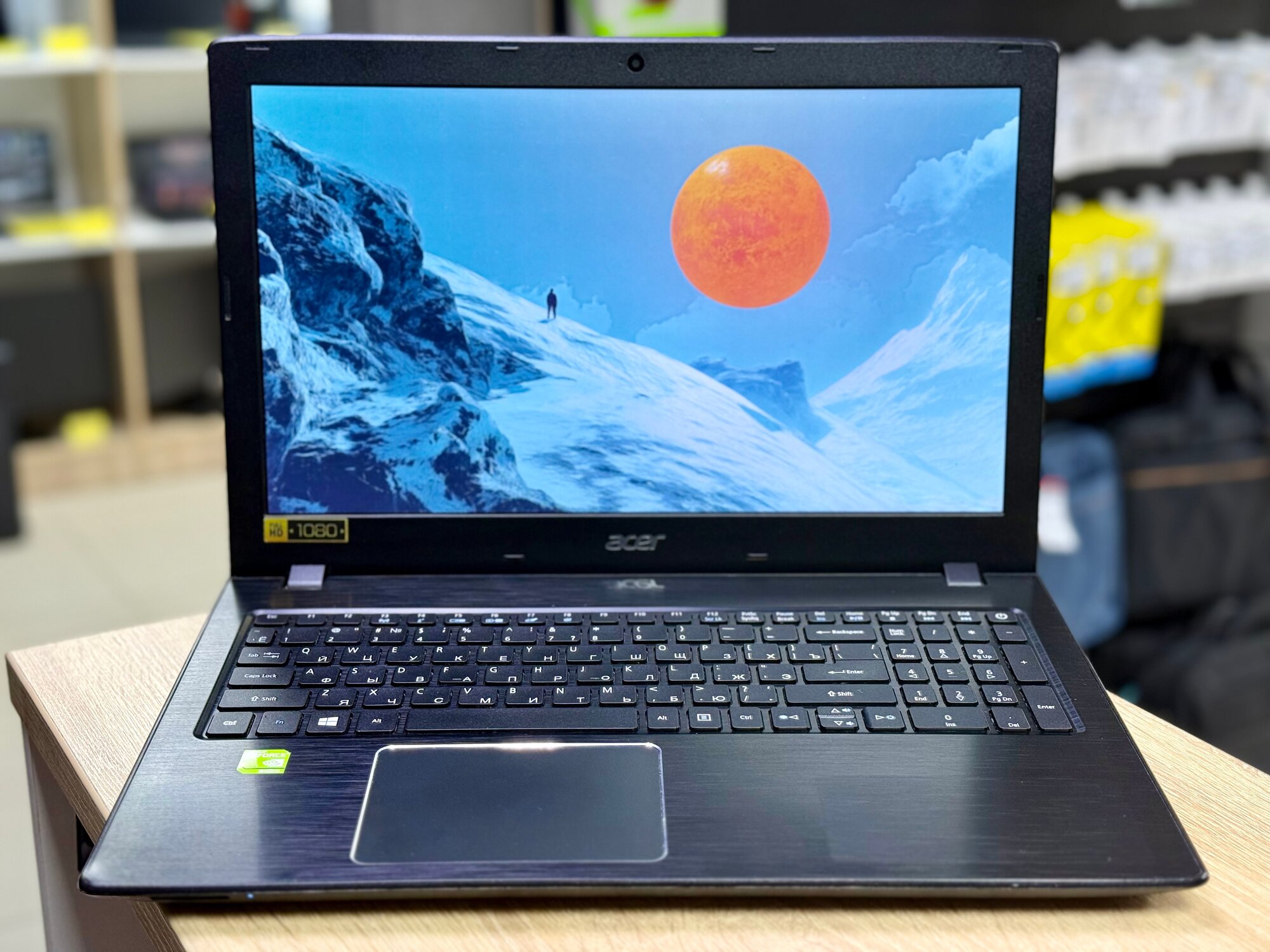 Ноутбук Acer E5-575G/i5-7200U/940MX/8/256