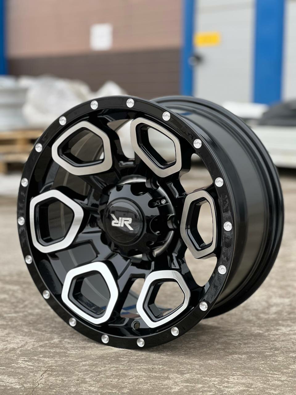 Диски автомобильные RR CSSD2827 16*8,0 5*139,7 ET0 110,5 B-14-R