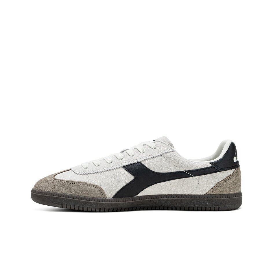Кроссовки Diadora