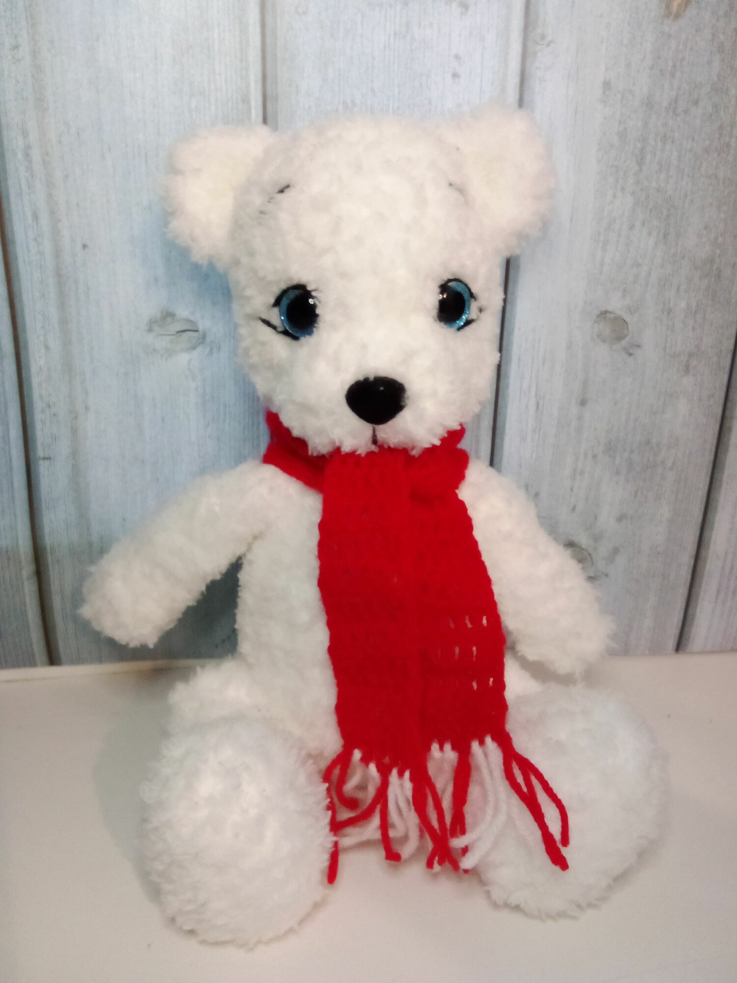 Мягкая вязаная игрушка Белый Медвежонок. Ручная работа.28см.