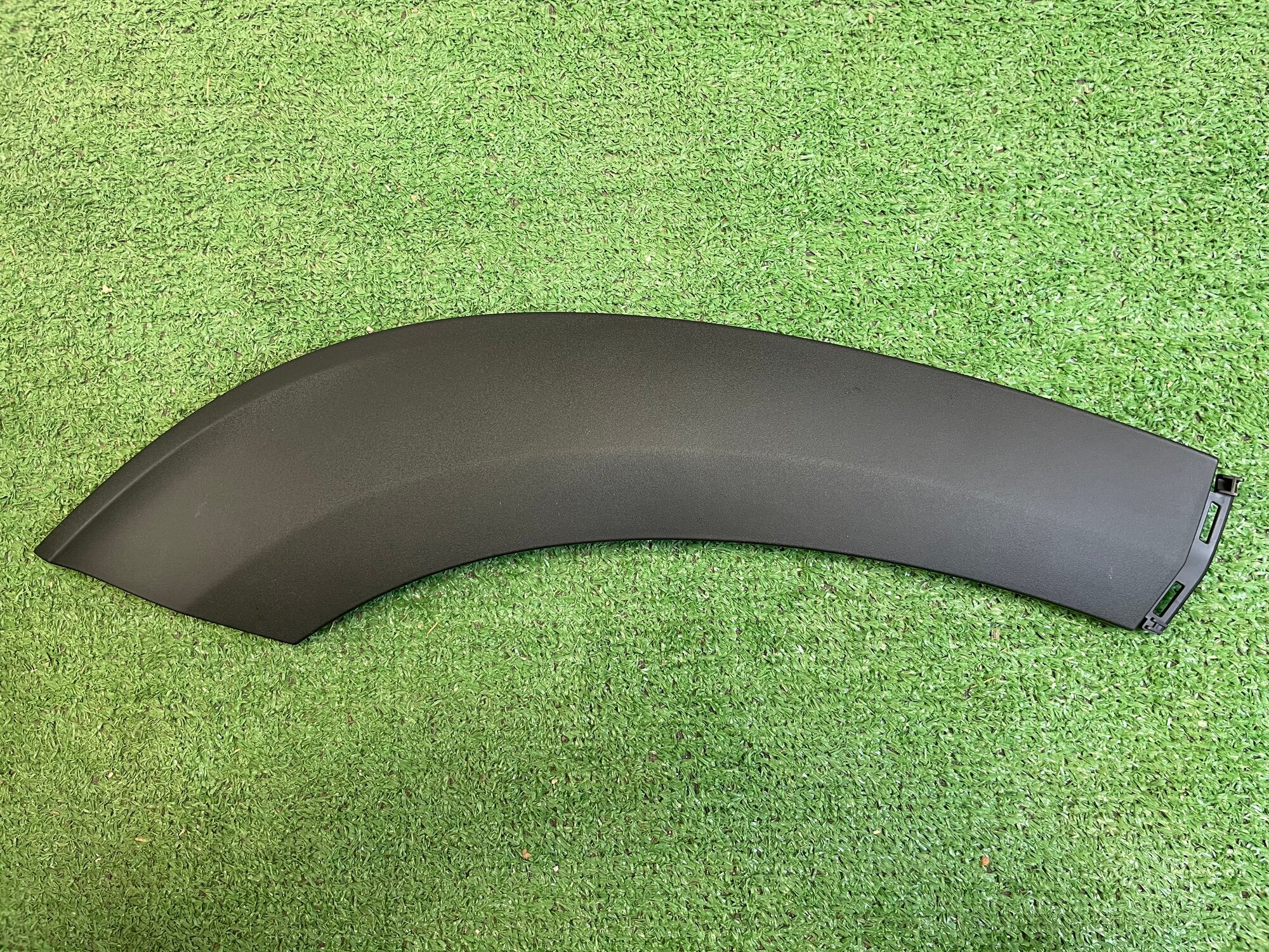 Changan Расширитель задний правый на двери Changan Uni T S202F2713060600