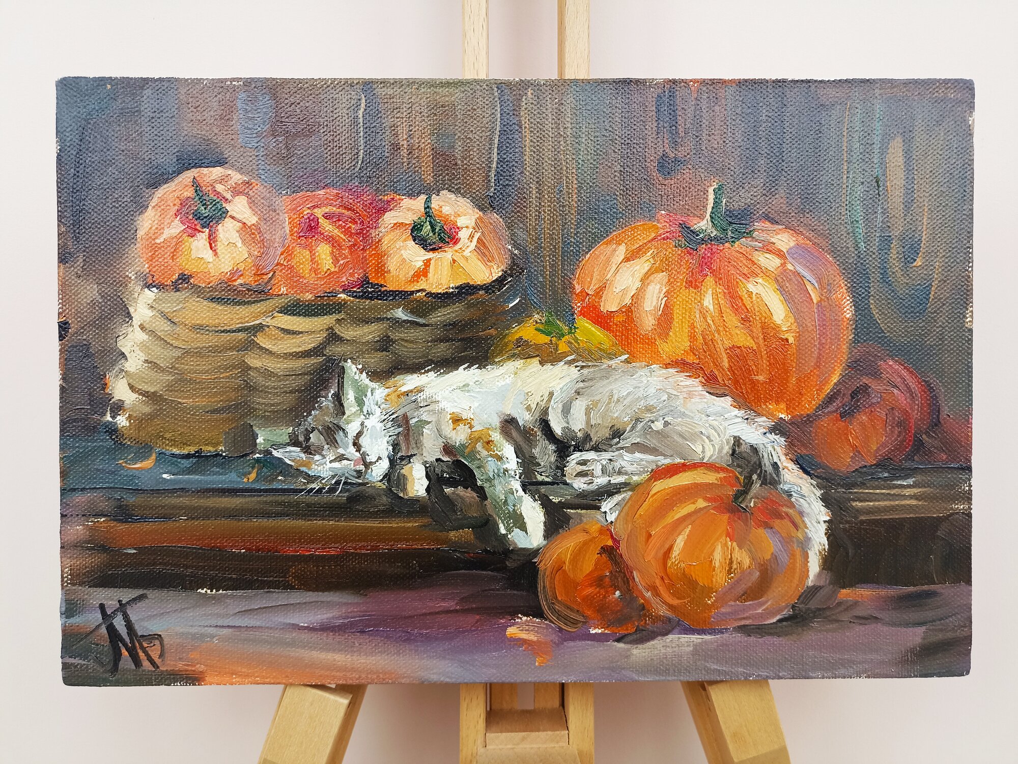 Импрессионизм. 100% ручная работа, 100% живопись от Художественной мастерской Грёзы. Картина из серии "Необычные картины". Натюрморт со спящим котиком. Картина написана в импрессионистском стиле. 20х30 см.