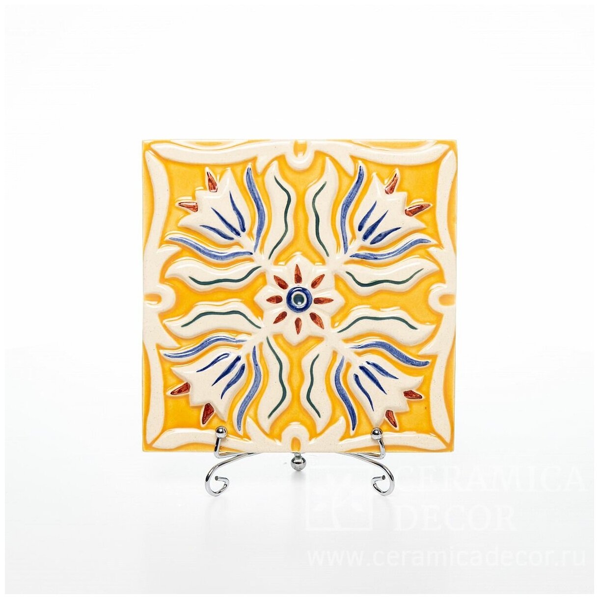 Изразец с цветочным рельефом Пэчворк