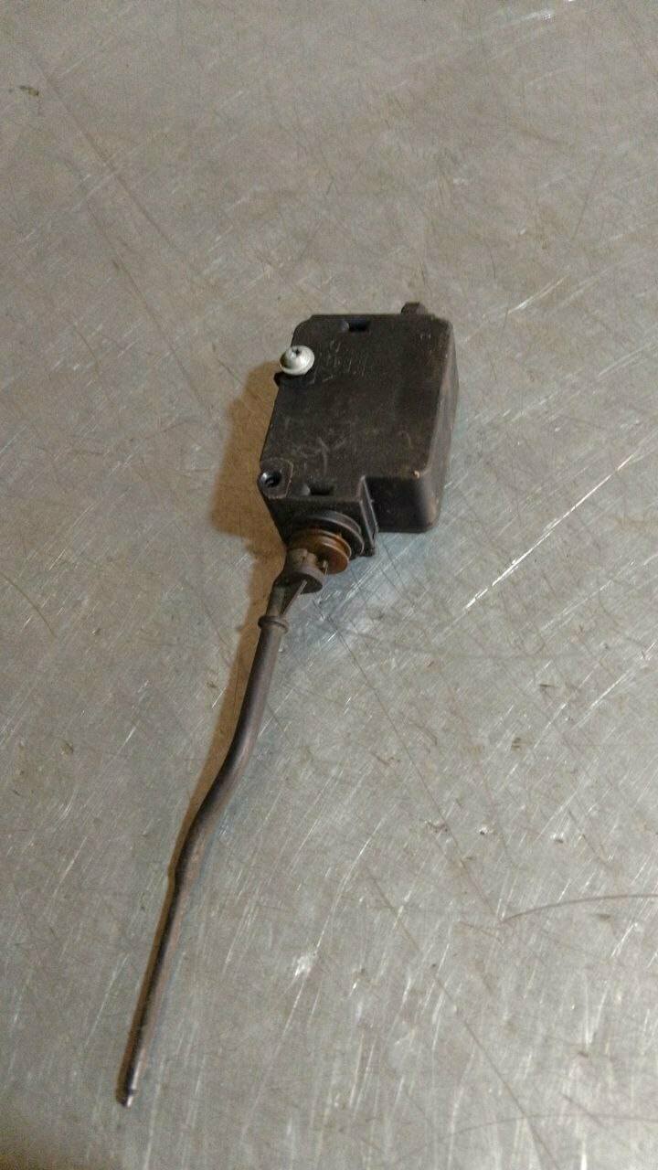 Активатор лючка бензобака BMW 3 E46 (1997 - 2003) 40620435