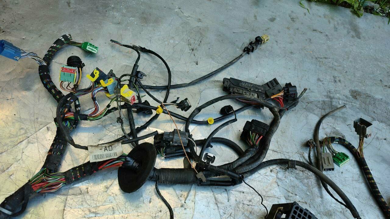 Проводка Ford Fiesta 5 (2001 - 2005) 2S6T14401KEA