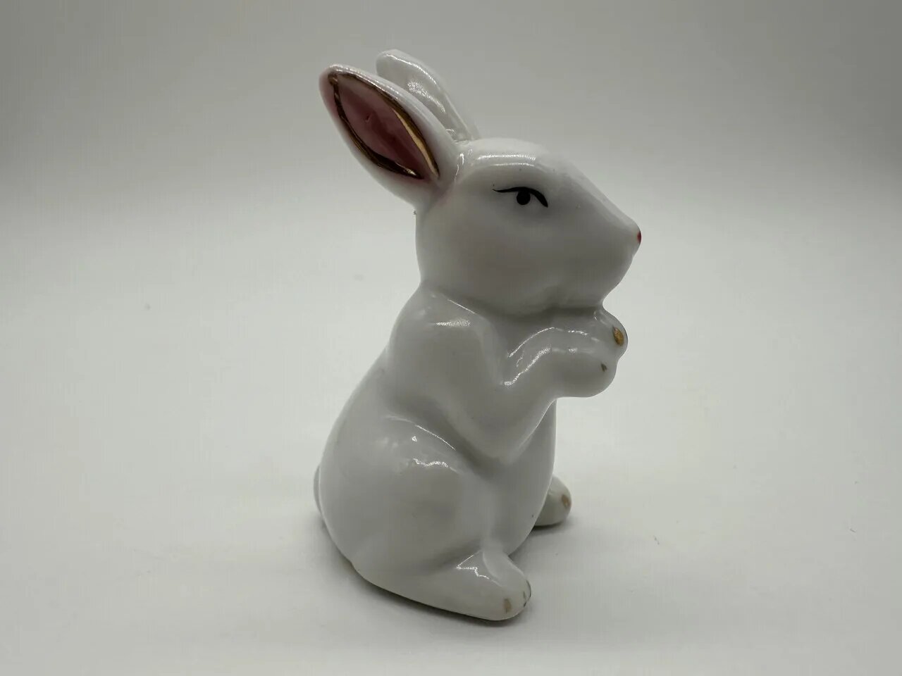 Статуэтка Лфз Зайчик фарфор ссср 1970 годы винтаж