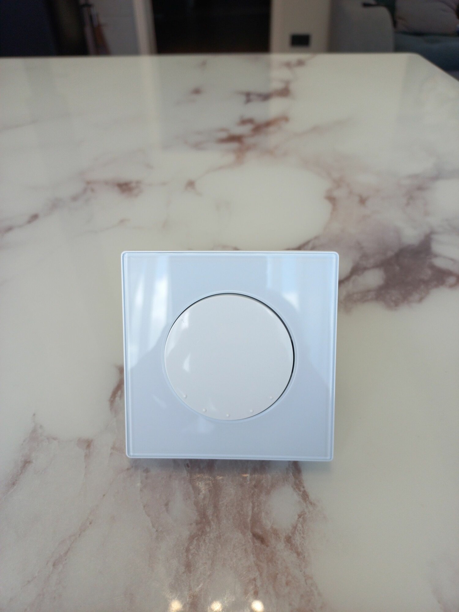 Перекрестный (промежуточный) переключатель одноклавишный, Стеклянная рамка