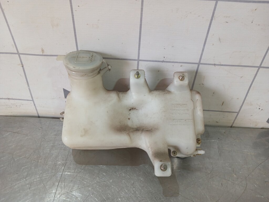 Бачок расширительный Mazda 626 (GE) 1992-1997