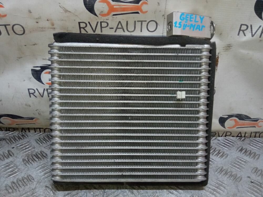 Испаритель кондиционера Geely MK 2008-2015 1018002732