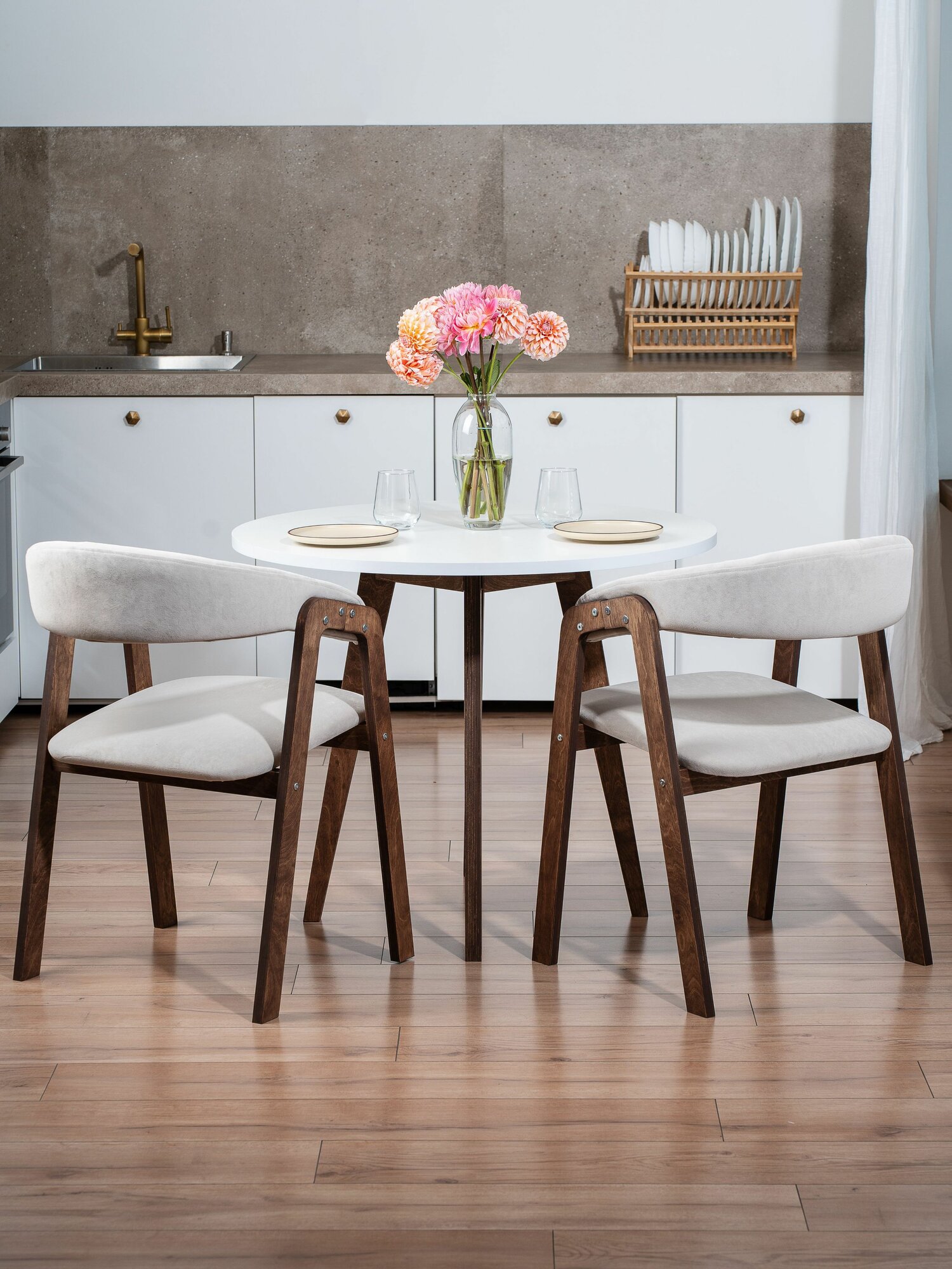 Стулья для кухни 2 шт комплект деревянные мягкие со спинкой кресла для обеденной зоны, антивандальный велюр, Бежевый