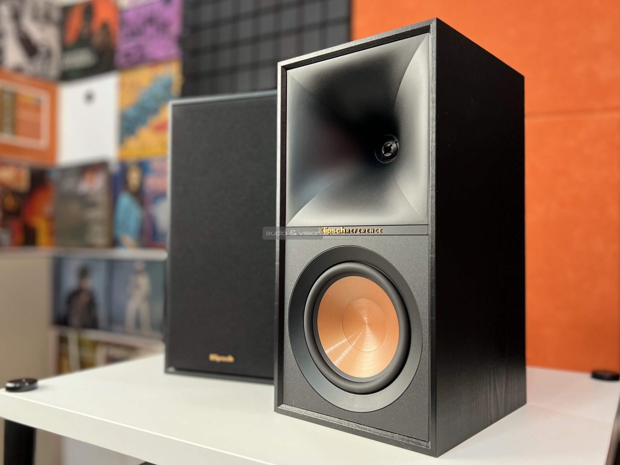 Полочная акустика Klipsch R-50M Black , двухполосная , фазоинвертор
