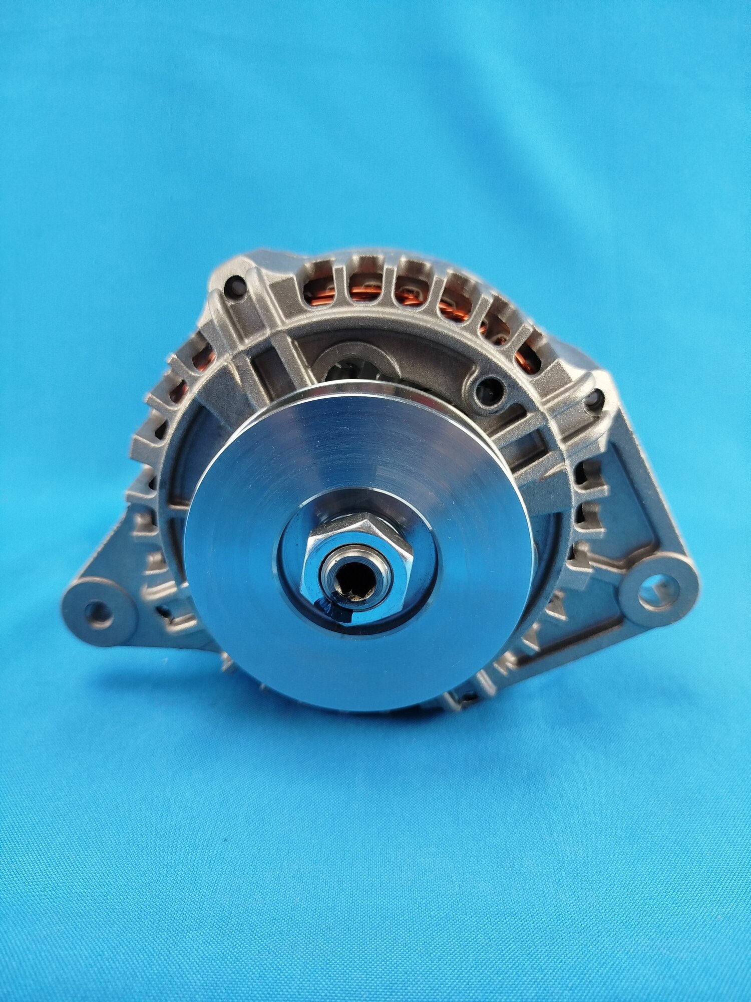 Генератор "ELTRA" для автомобилей ГАЗ, УАЗ 4216дв. (95А)