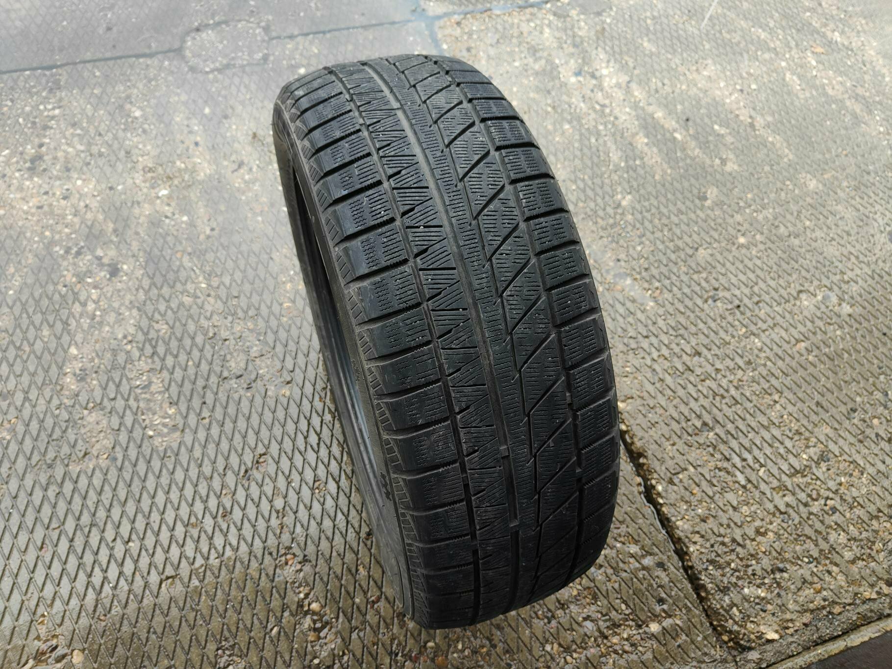 Шины Sailun Ice Blazer Arctic EVO 235/55 R20 105V БУ Зимние нешипованные Износ 45% арт.52131