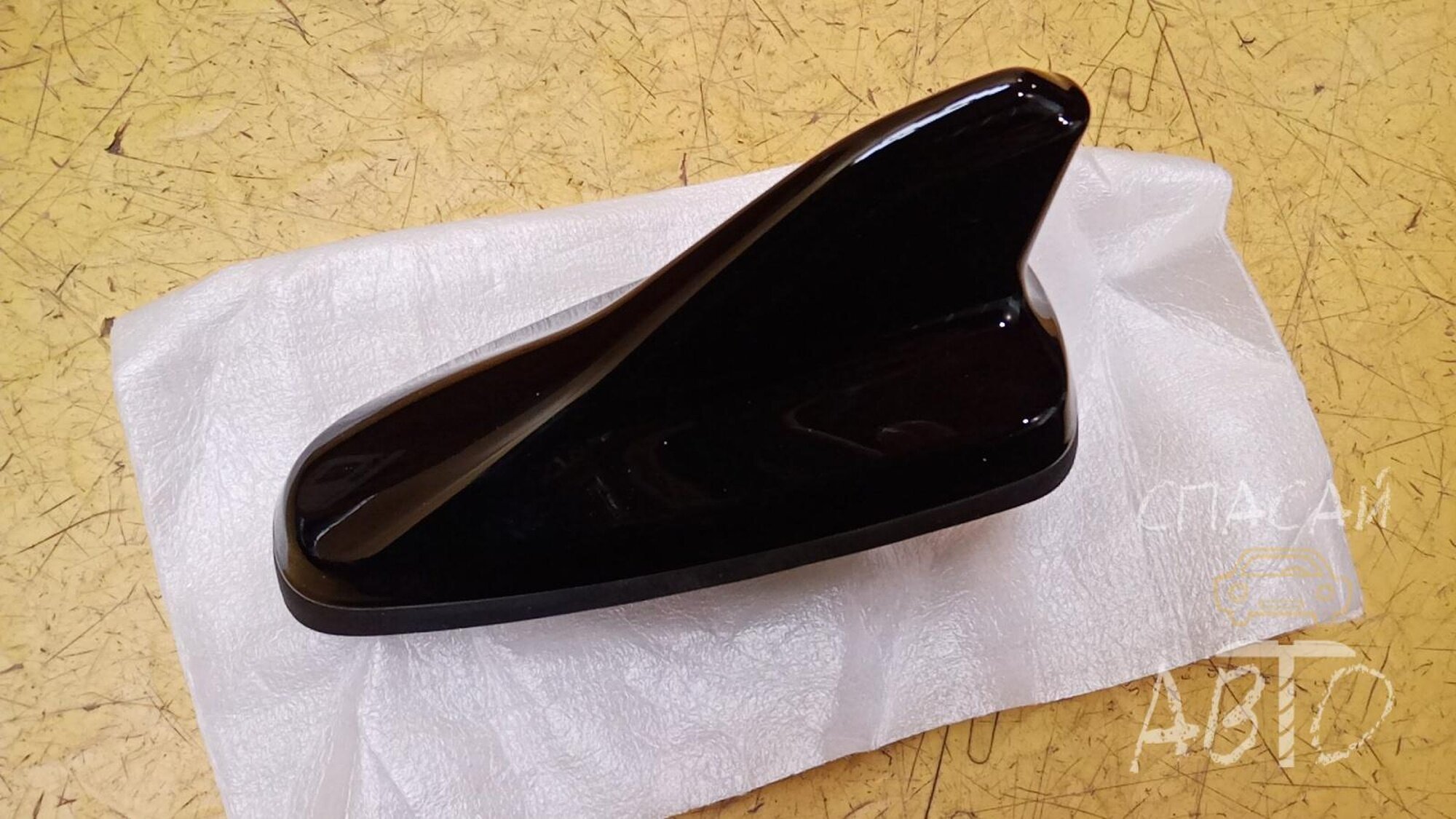 Антенна Skoda Octavia (A8), 5WA035507041, акулий плавник, врезка, черная