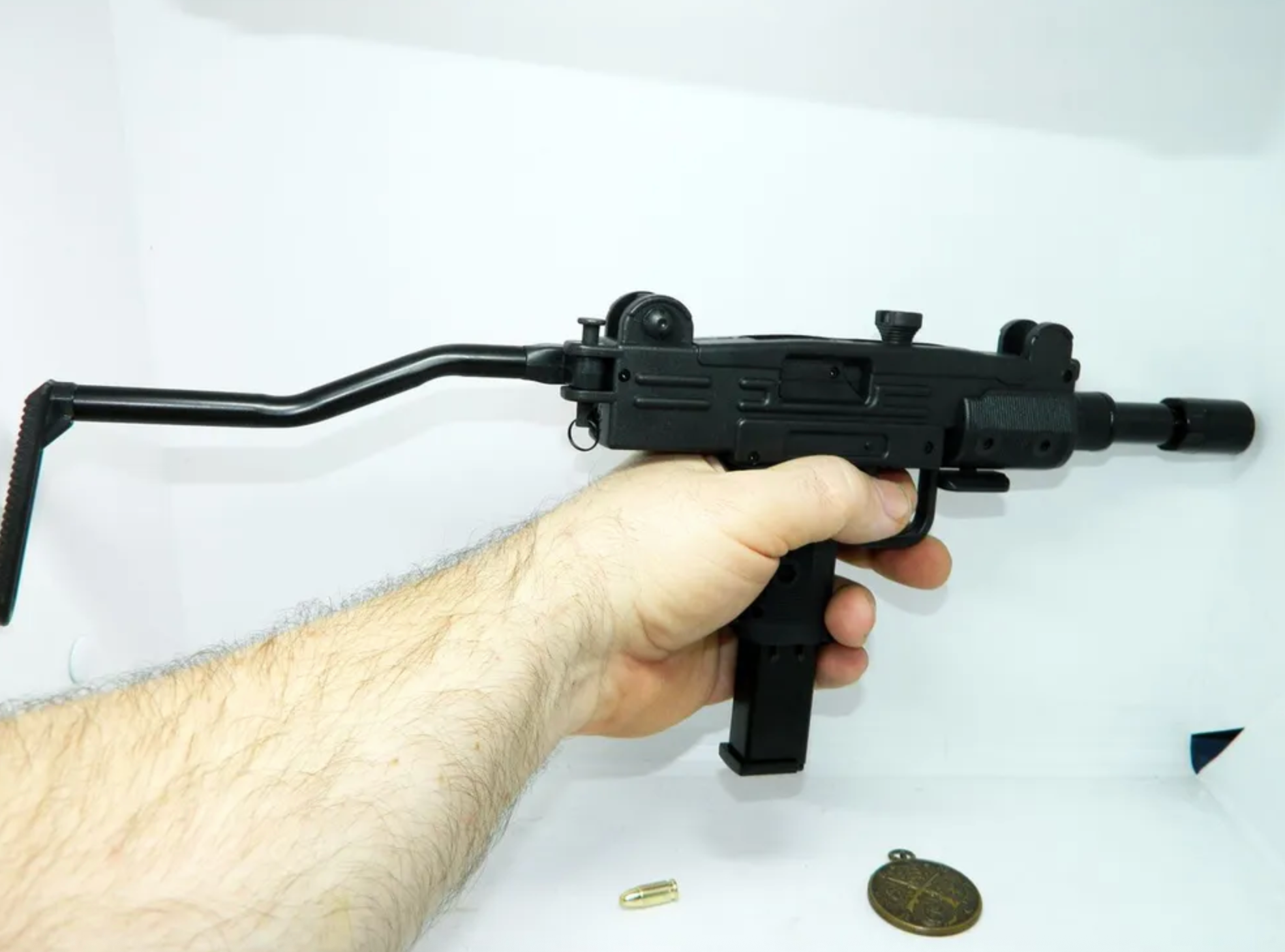 Зажигалка - пистолет UZI/Микро УЗИ, как настоящий, без газа, НЕ заправлена