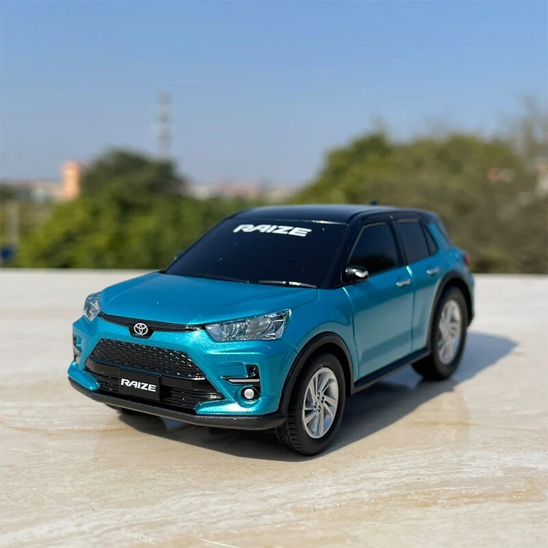Maisto RAIZE 1/30 Toyota SUV Пластиковая модель автомобиля D