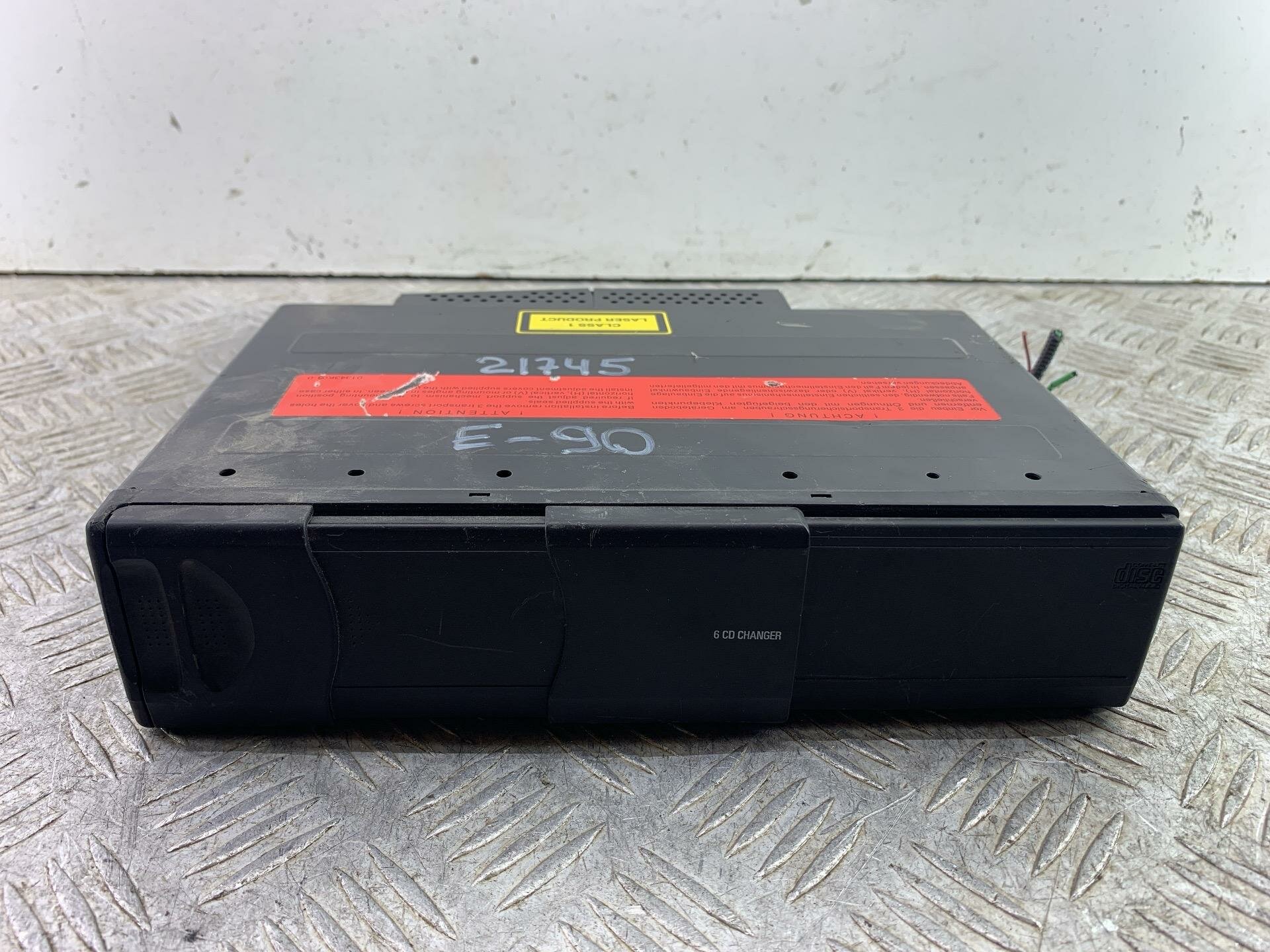 CD-чейнджер BMW 3 E90/E91 2008 911970701