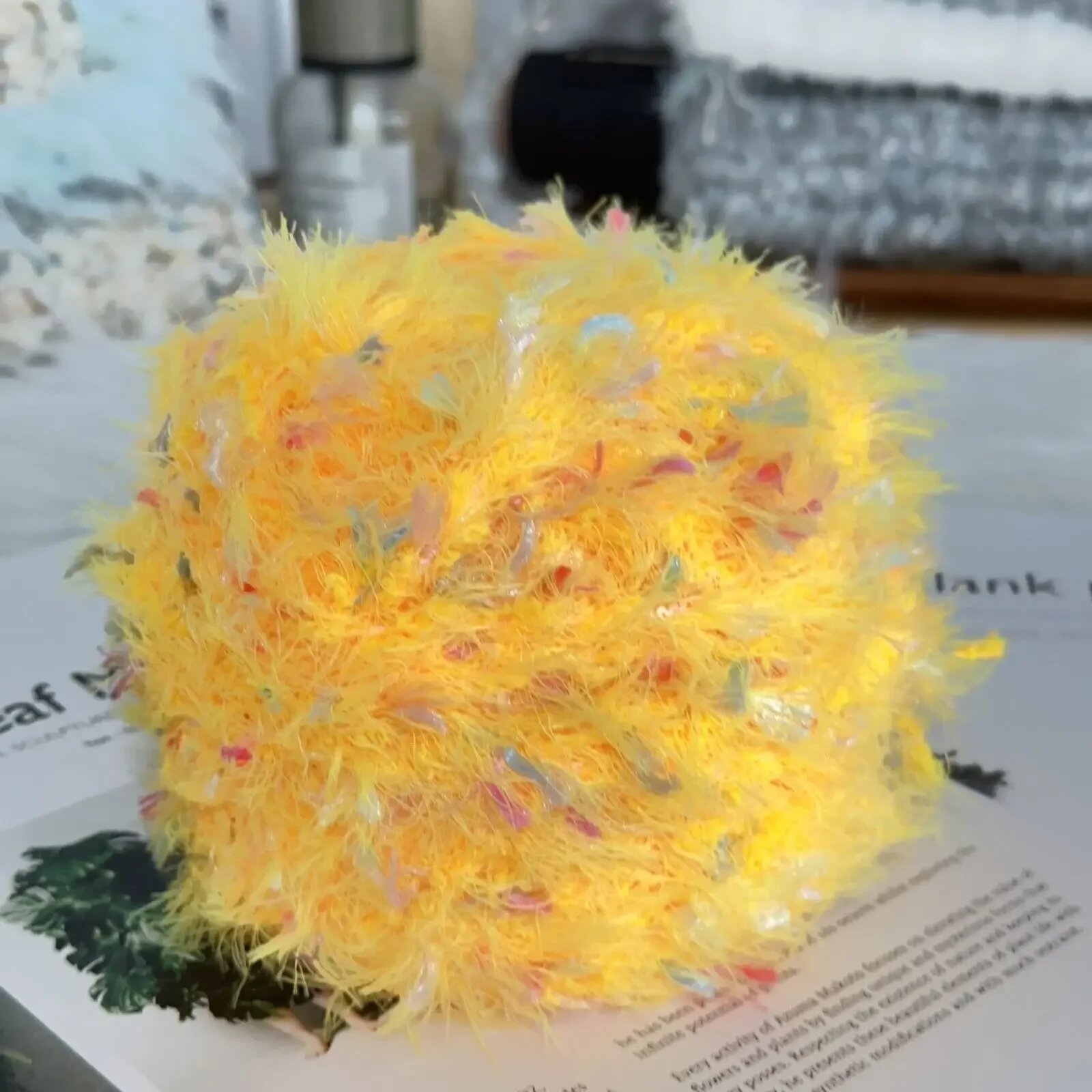 Толстая пряжа-бабочка "Куриный хвост" кораллового цвета 50г Желтый, 06