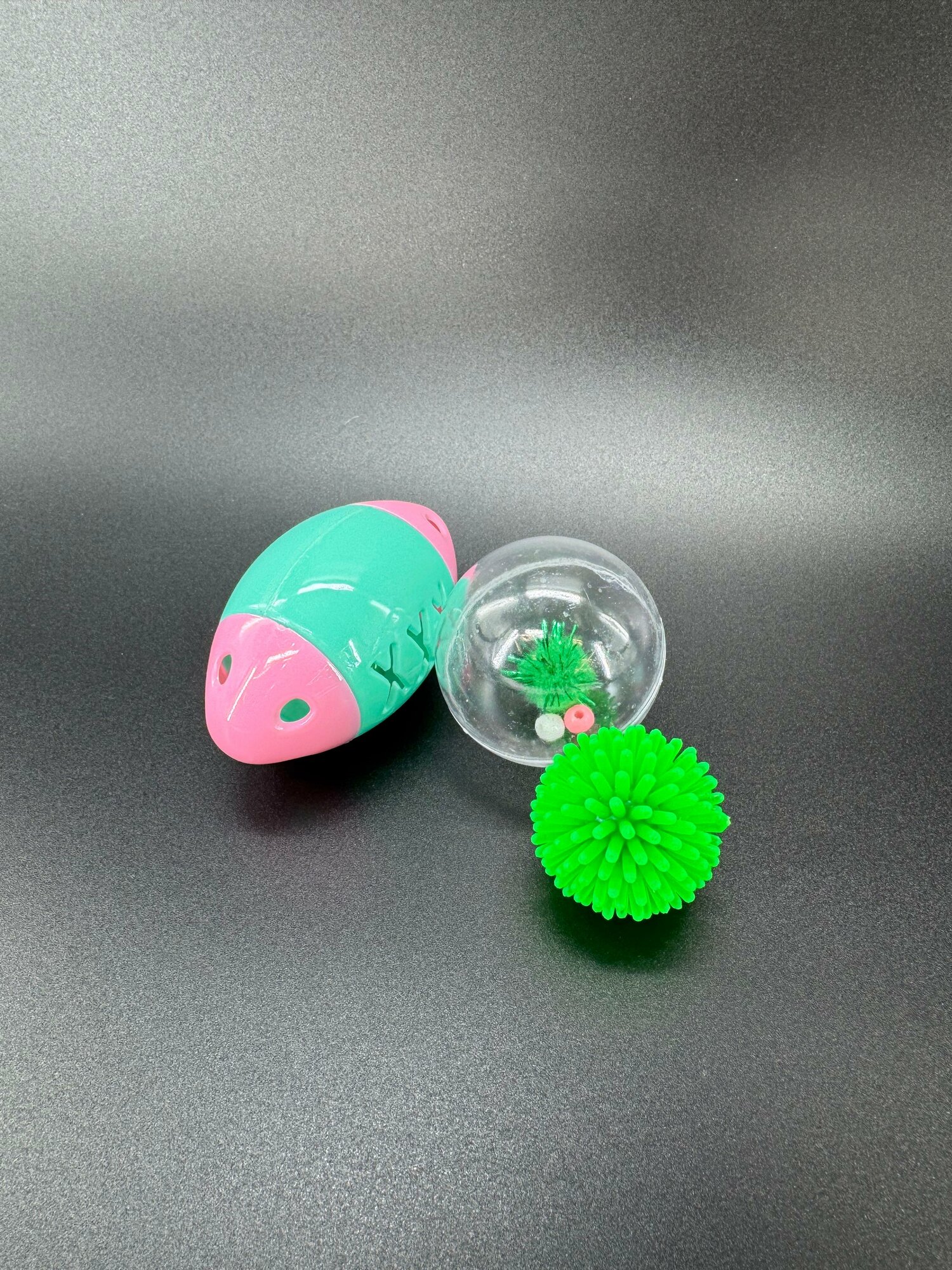 Набор из 3 игрушек (рыбка-погремушка, мячик-погремушка, резиновый мячик) для домашних животных "Чистый котик"