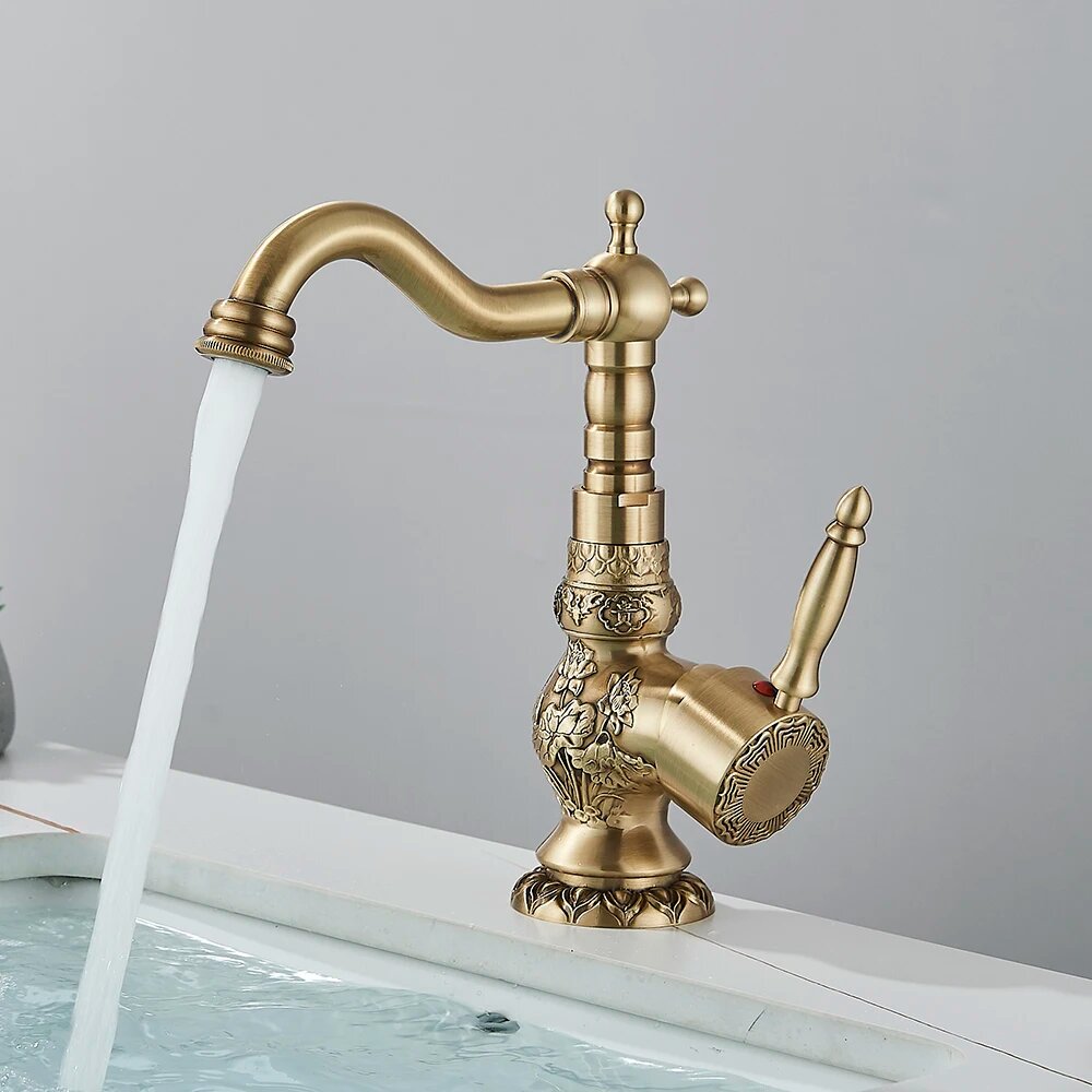 Кухонные смесители Uythner Kitchen Sink Faucets из ретро-бронзы антикварного цвета с одним ручком для кухонных мойок, монтируемые на раковину, смесители горячей и холодной воды