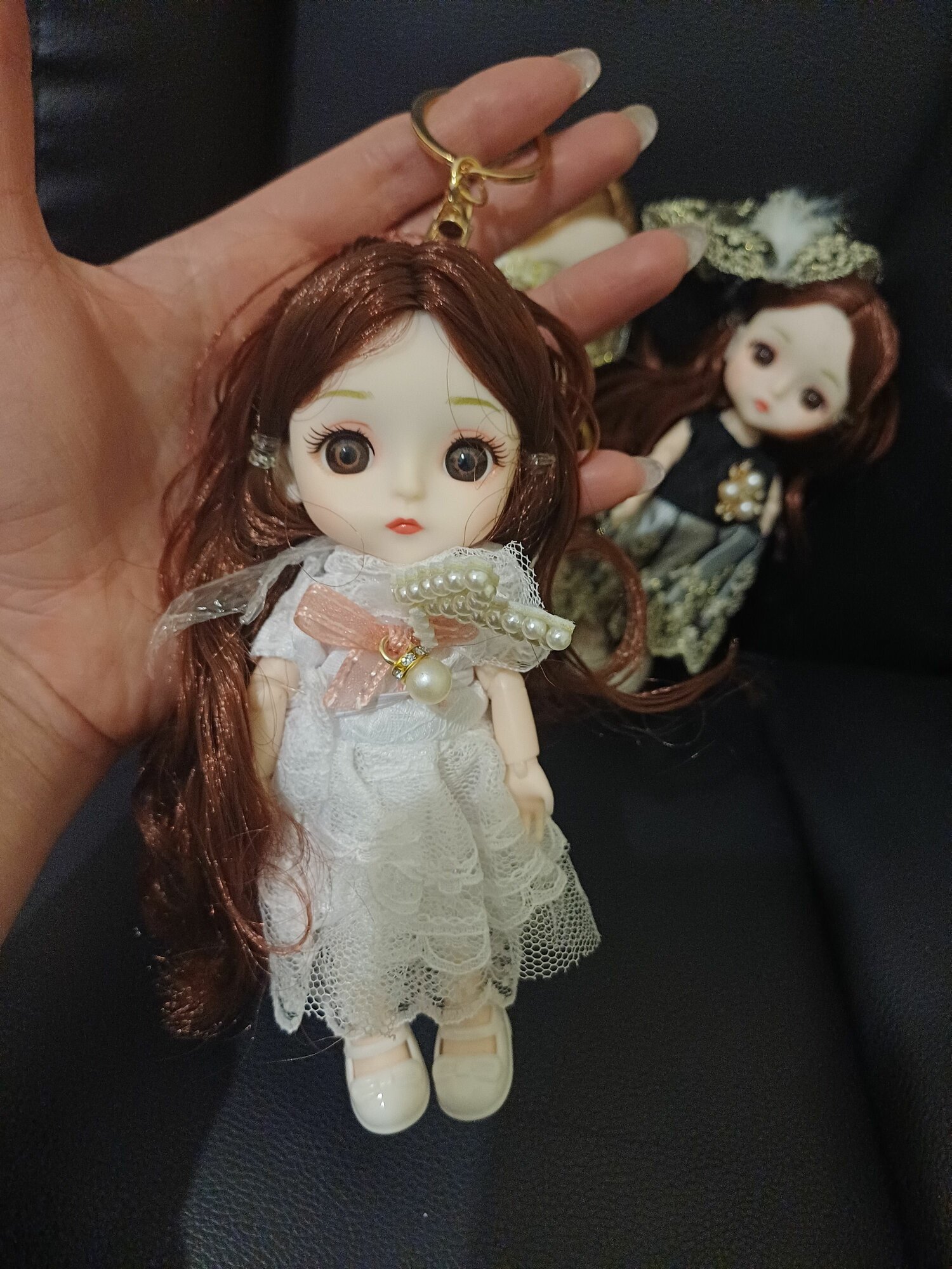 Кукла-брелок шарнирная с фатой в белом пышном платье 15 см