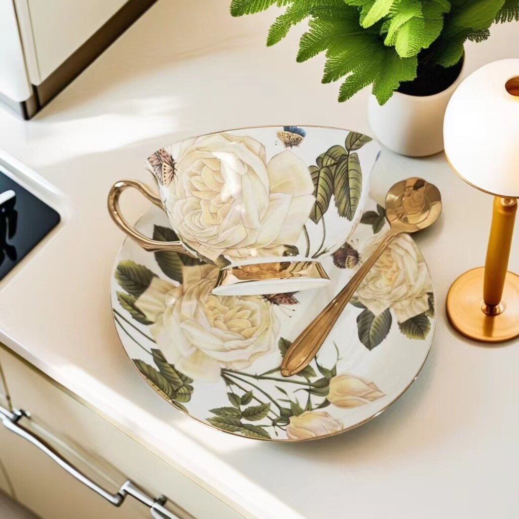 Кофейная чашка "Английская роскошь", фарфор, в пасторальном стиле