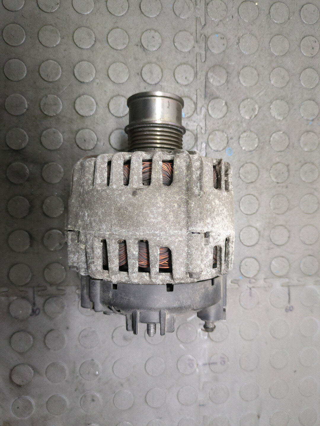 Генератор Skoda Yeti Б/У