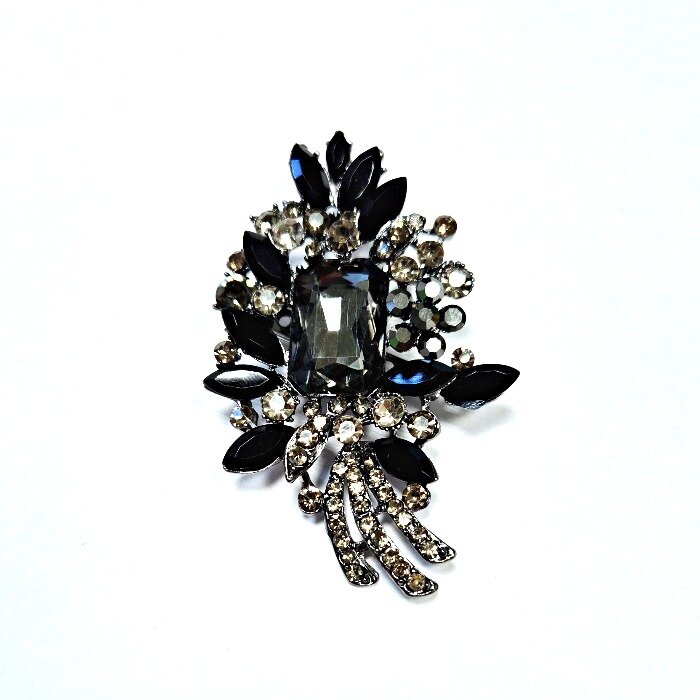 Брошь, фианит